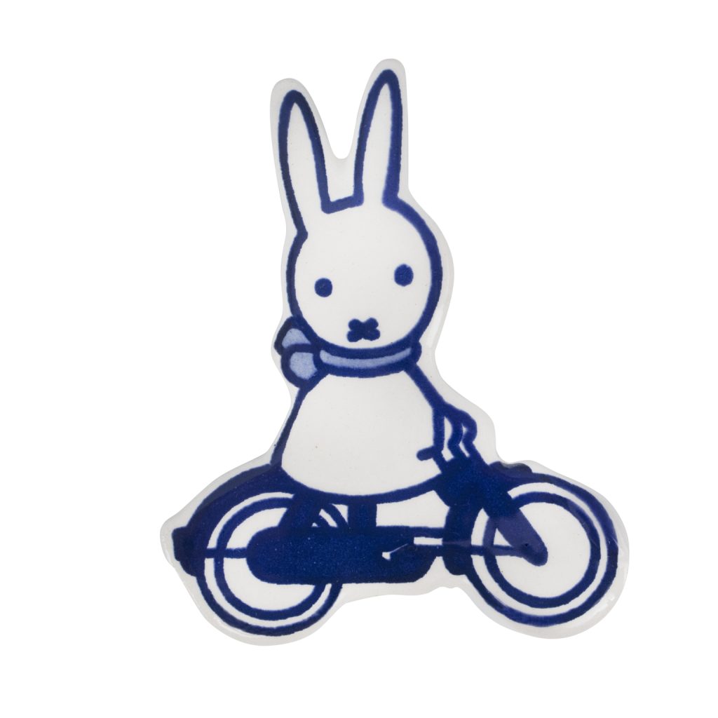 miffy riding bike magnet | only at miffytown