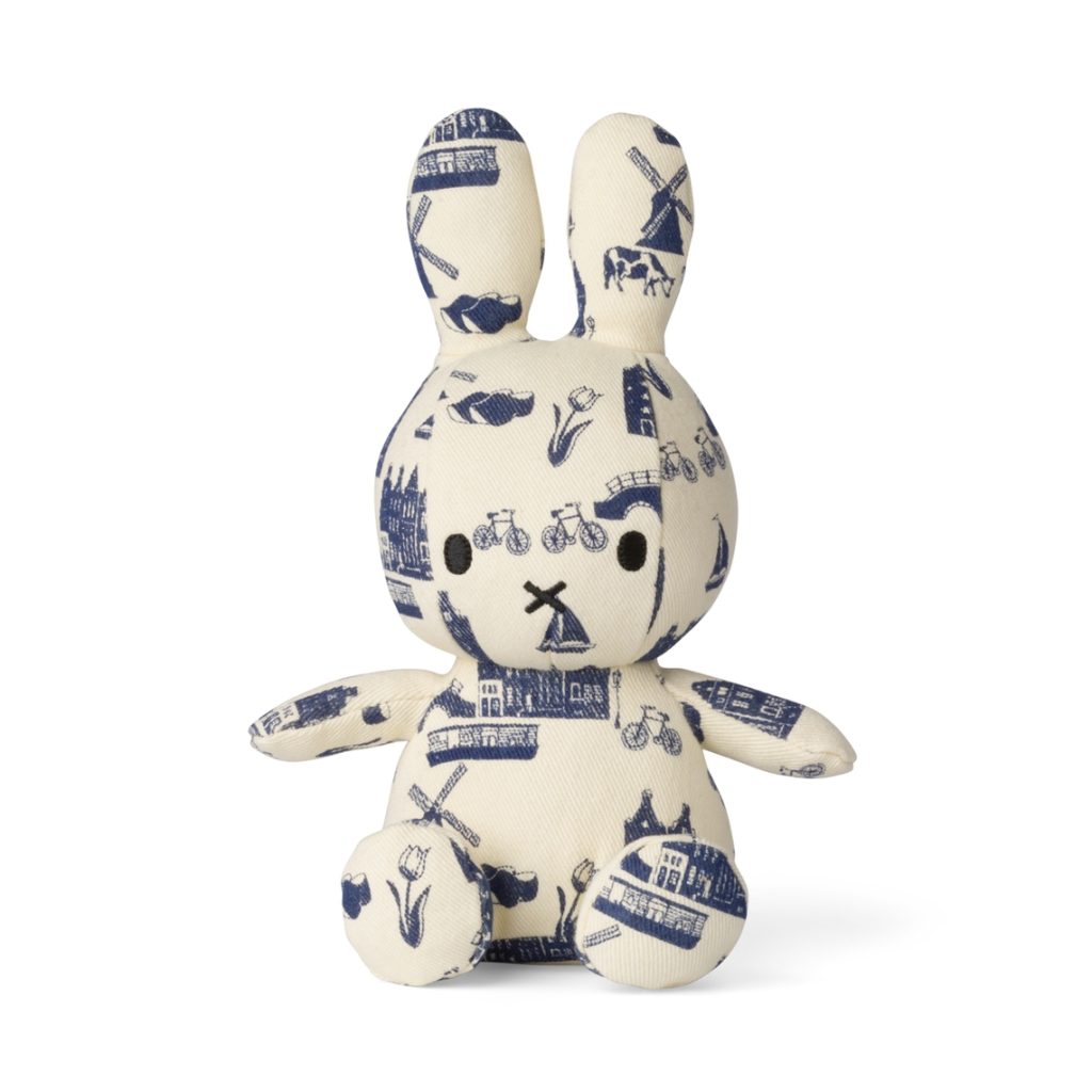 giant miffy | only at miffytown