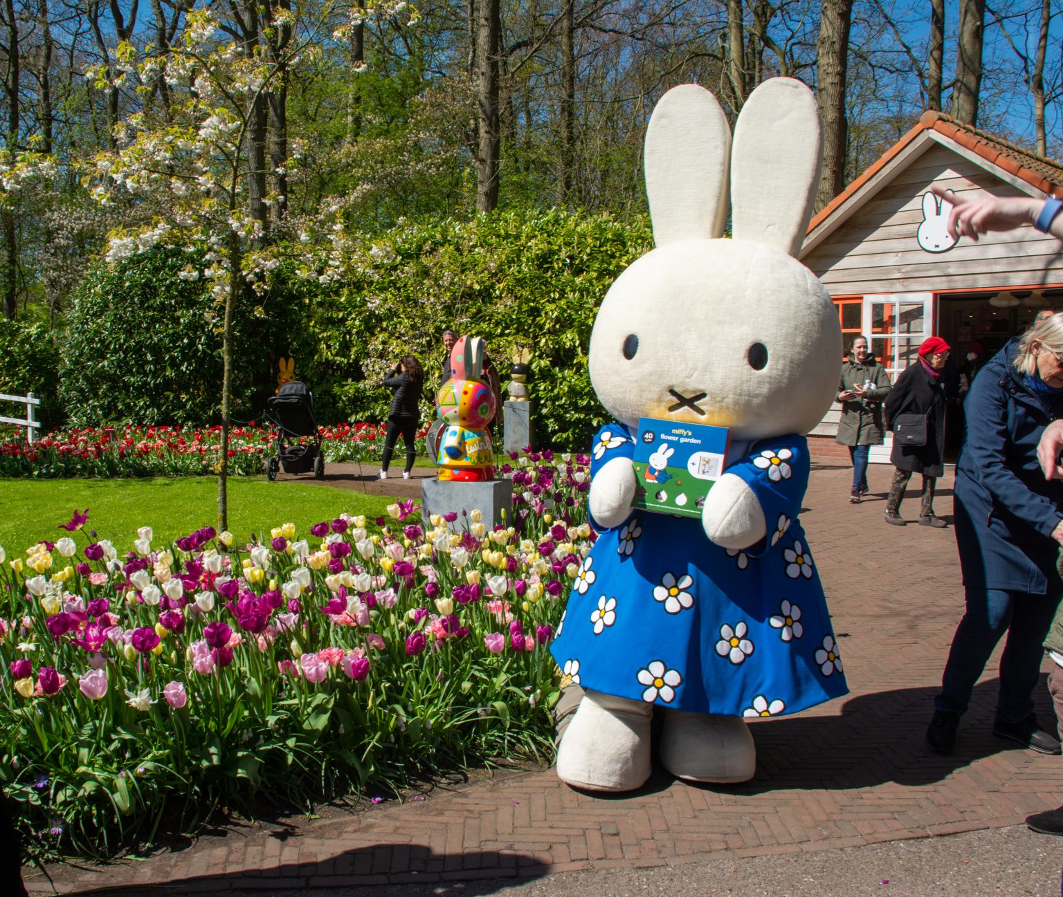 miffy's spring flower garden | only at miffytown